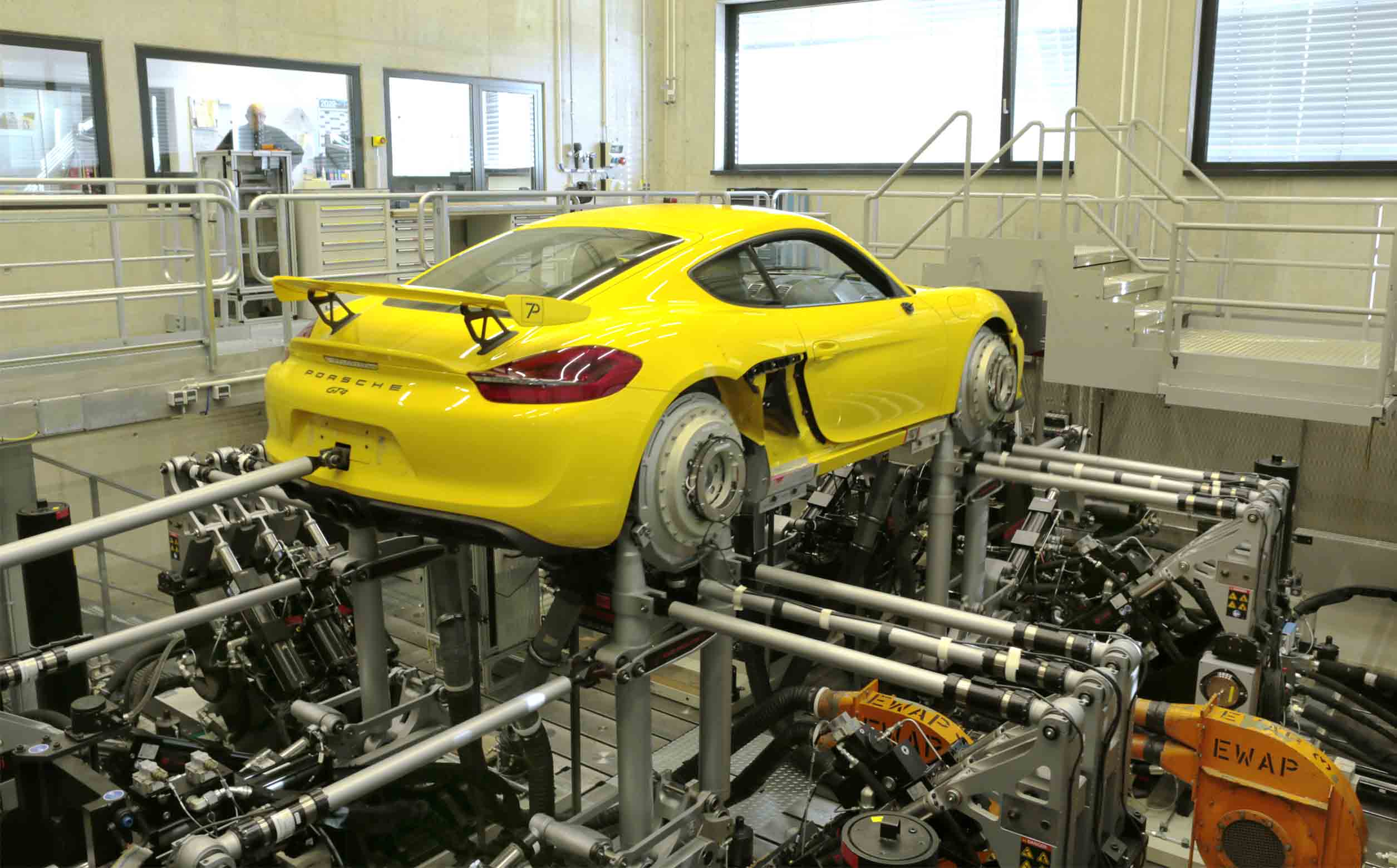 MTS 329 Road Simulators