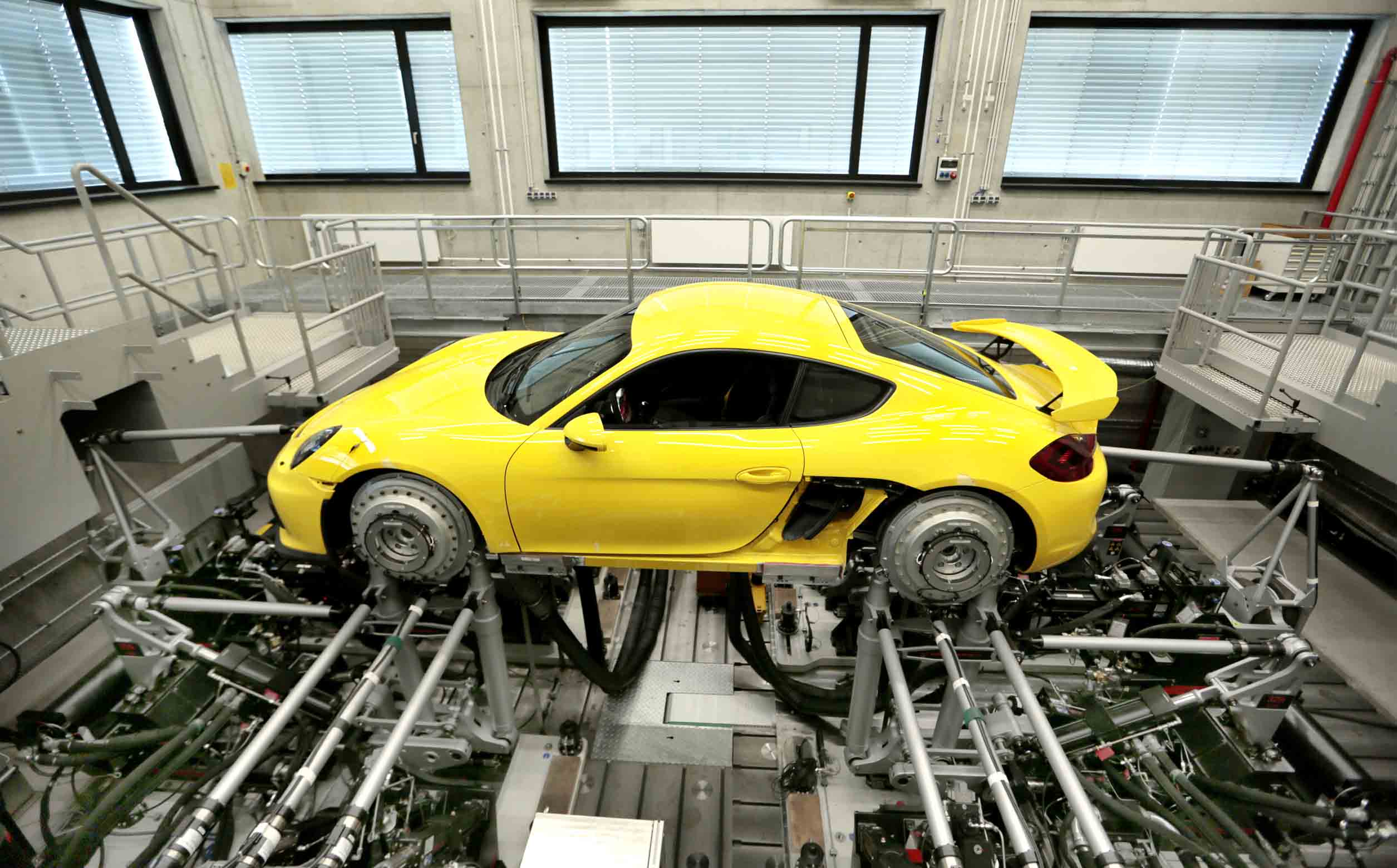 MTS 329 Road Simulators