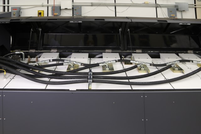 MTS の SilentFlo HPU の定期メンテナンス